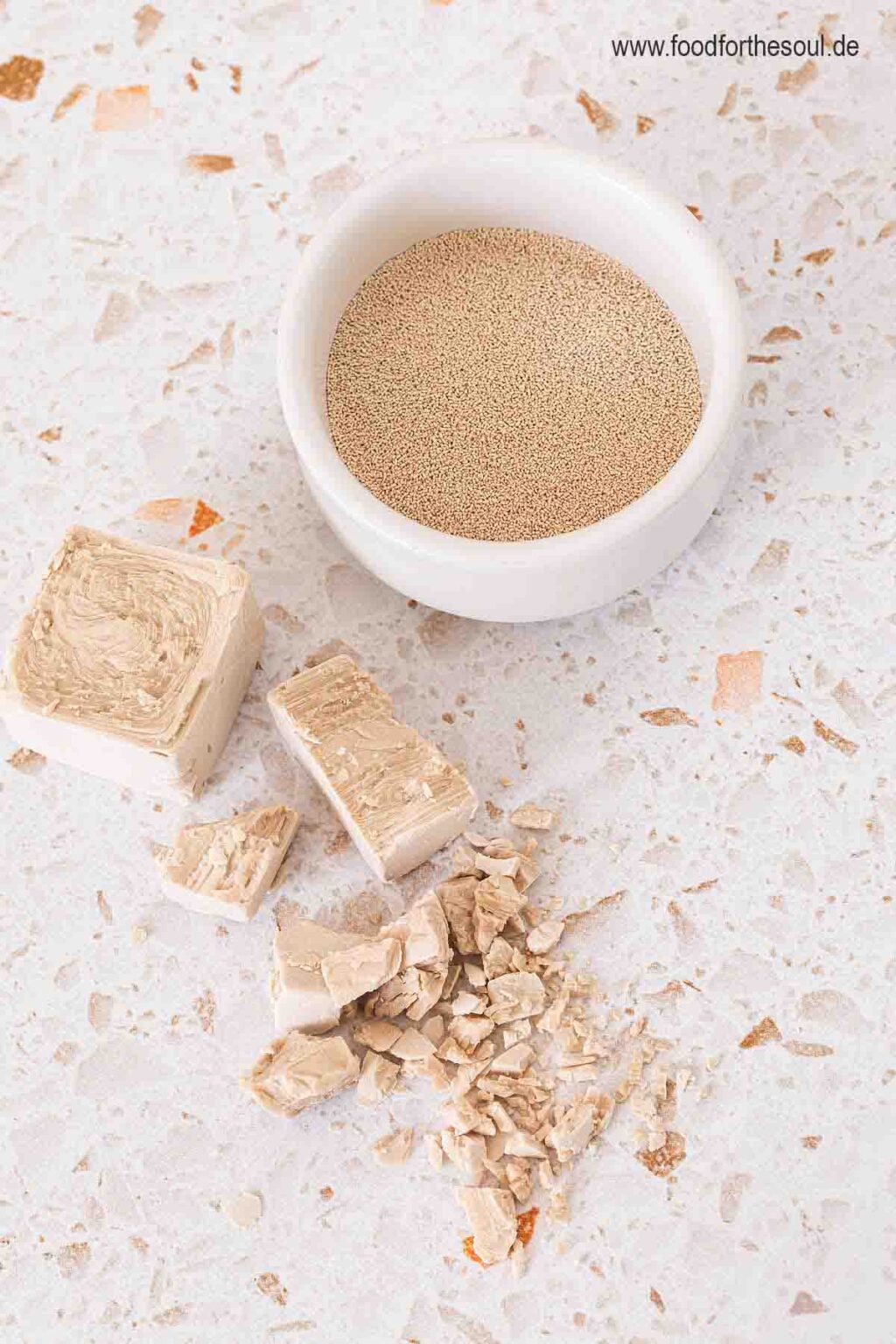 Umrechnungstabelle: Trockenhefe und frische Hefe umrechnen